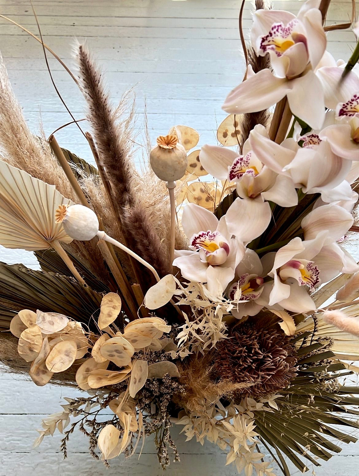 Floral arrangements, curated gifts, installments | INNERBLOOM FLORAL