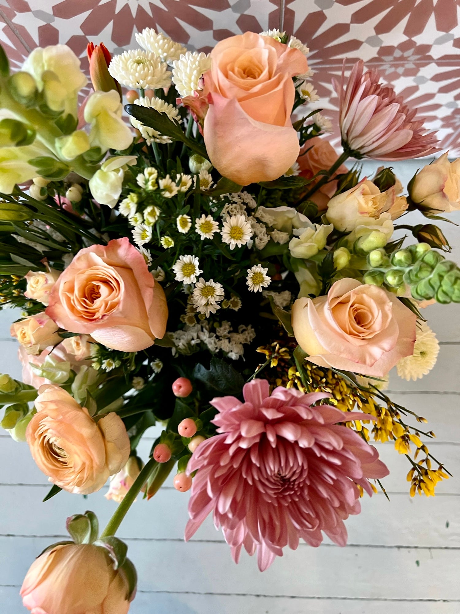 Floral arrangements, curated gifts, installments | INNERBLOOM FLORAL